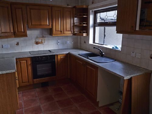 Perkins & Son Kitchens and Bedrooms - Kitchen Fitter in Dundrod ...