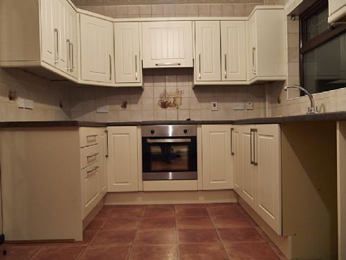 Perkins & Son Kitchens and Bedrooms - Kitchen Fitter in Dundrod ...