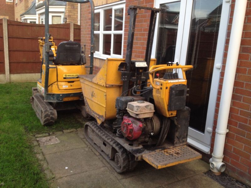 Micro Mini Digger Hire, Wigan | 15 reviews | Plant Hire Company - FreeIndex